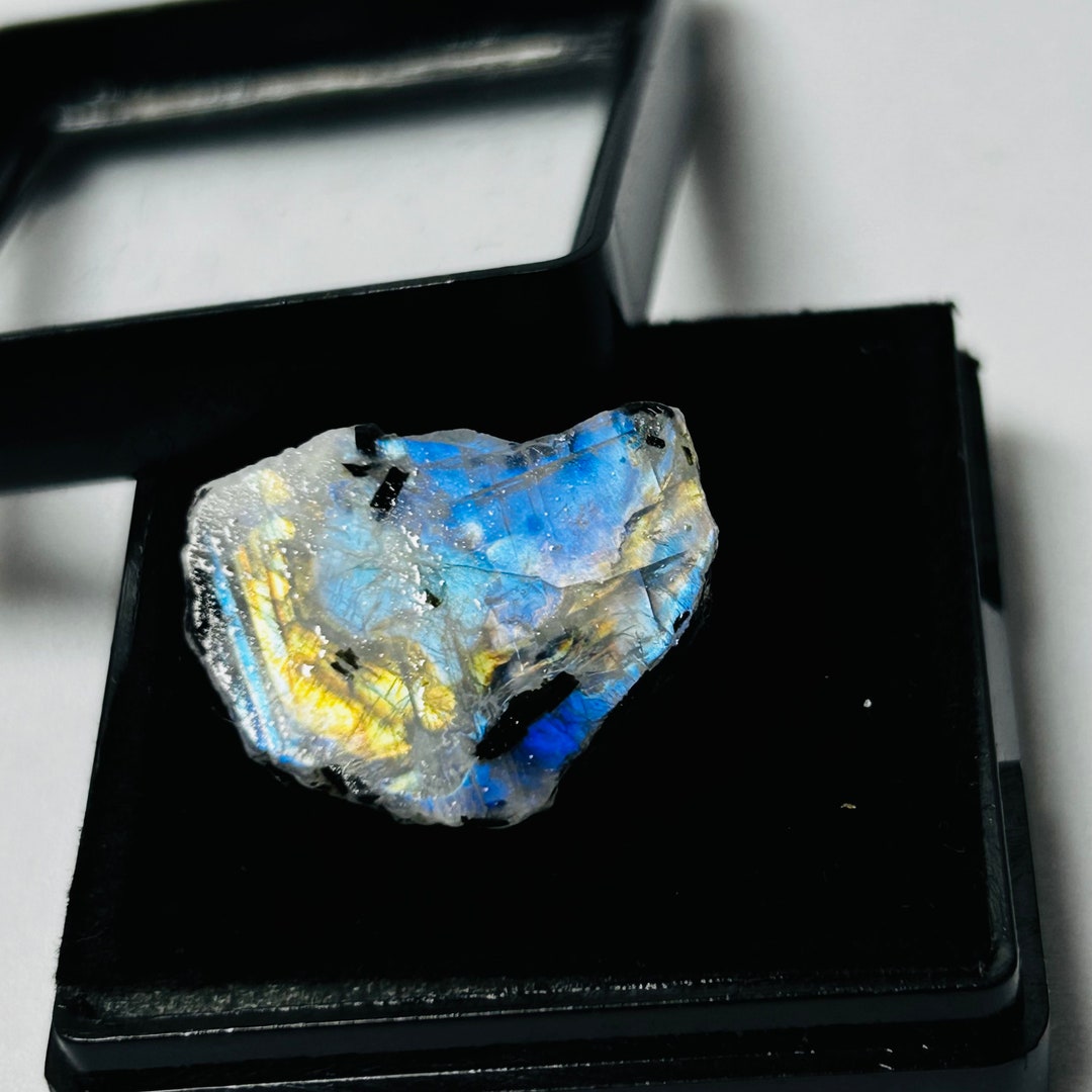 Natural Moonstone Raw Moonstone Moonstone Rough Blue Moonstone 31.50 ...