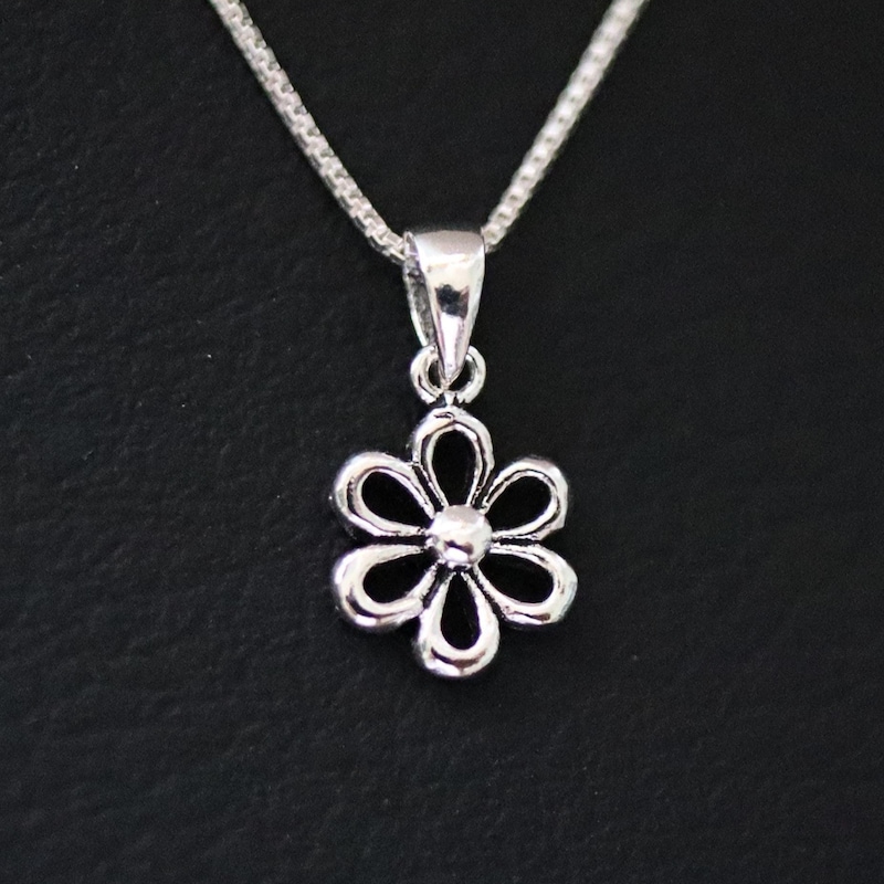 Flower Pendant - Etsy