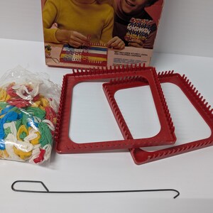 Vintage 70's Avalon Kids Plastic Weaving Loom Set Potholders - Etsy