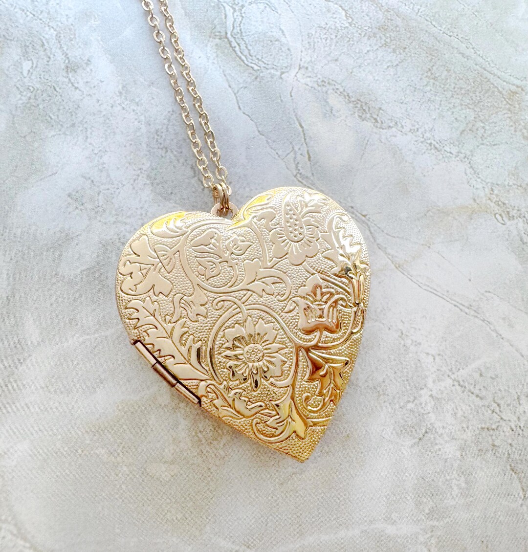 Big Heart Shape Locket Necklace, Personalized Photos Locket Necklace ...