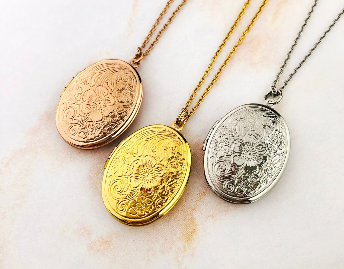 Oval Locket Necklace Personalized Photos Locket Necklace - Etsy