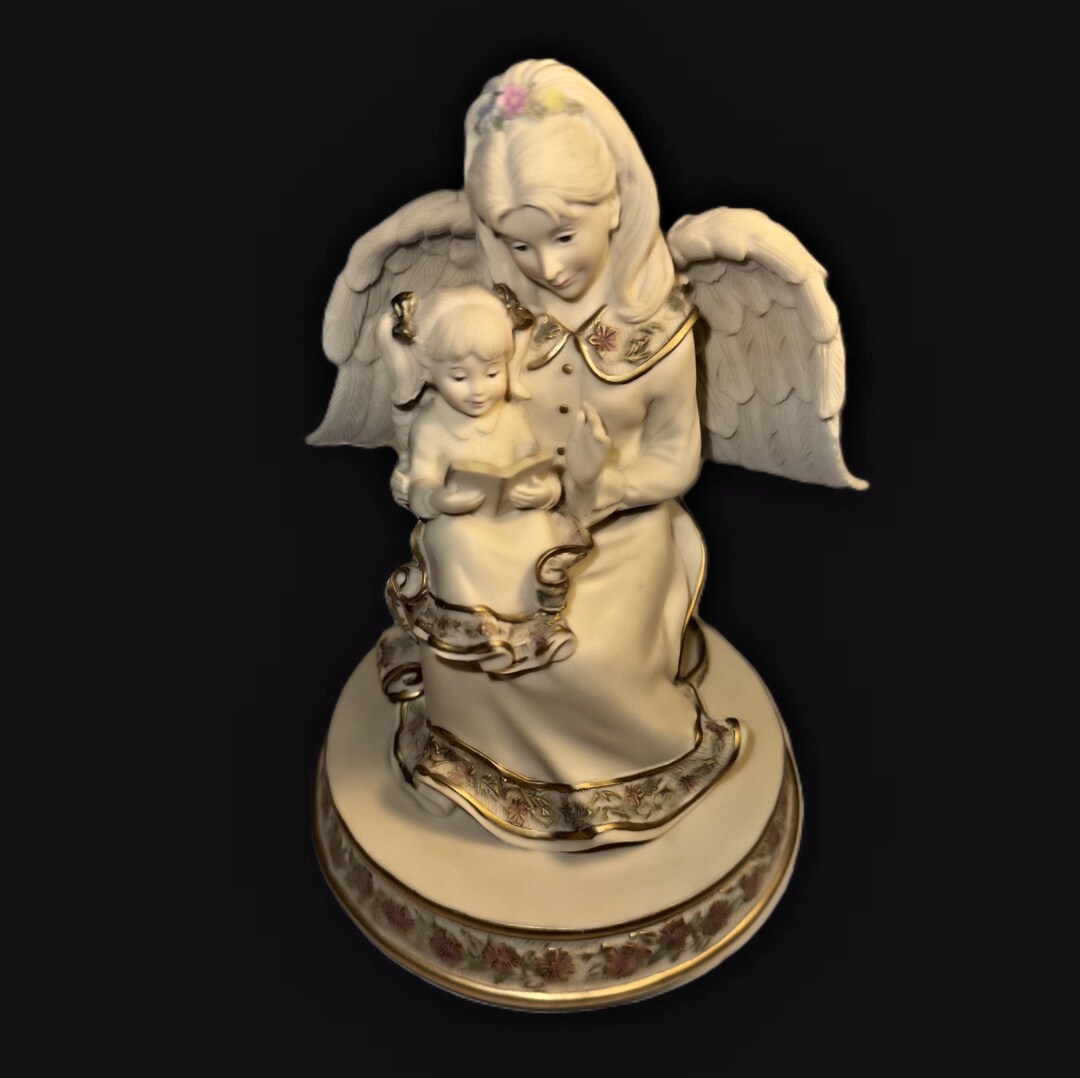 Sarah's Angels Figurine Music Box / Angel Musical Box / Angel With ...