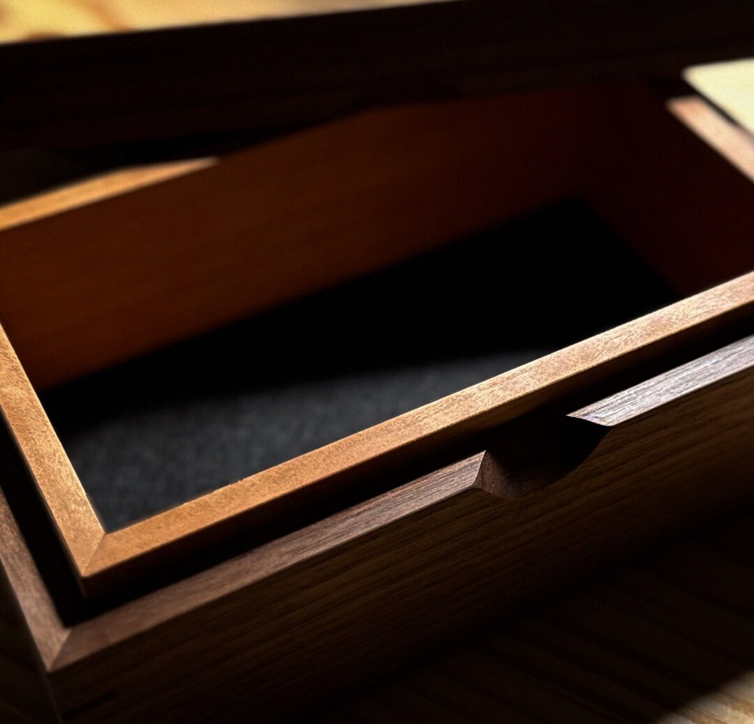 Walnut Keepsake Heirloom Wooden Box - Etsy