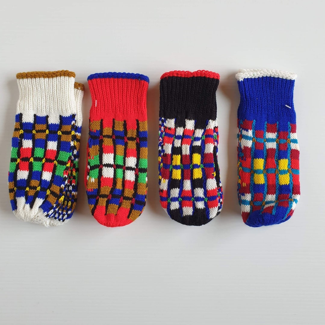 Age 5 Vintage 70s Unworn Knitted Winter Mittens - Deadstock Kids Retro ...