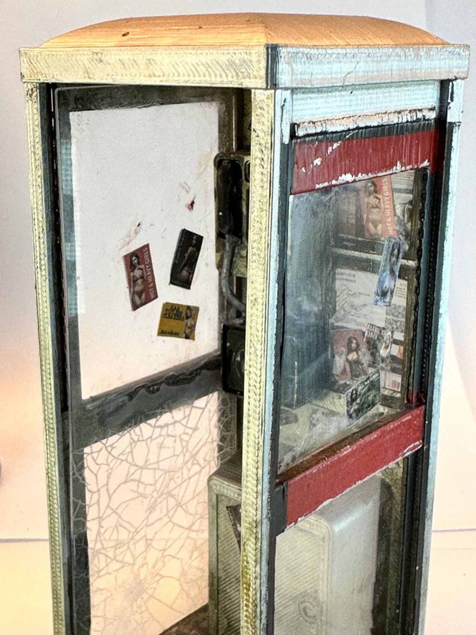 Filthy Phone Box - Miniature London 90s Phonebox, Streetart, Desktop ...