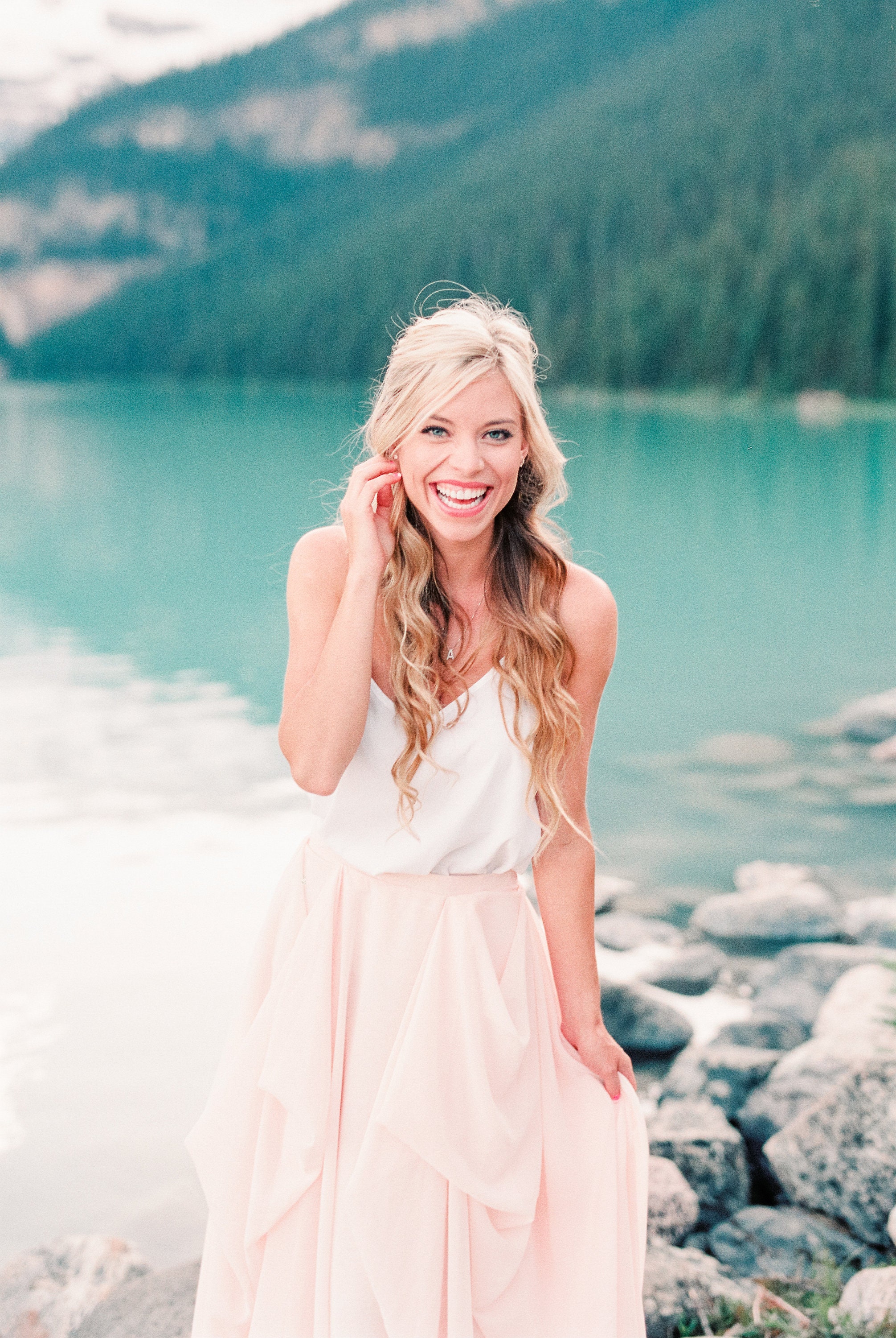 Posing Guide With Prompts for Wedding & Engagement Photographers ...