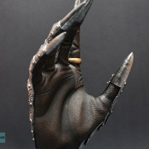 Hand of Sauron, Hand of Sauron, Gauntlet of Sauron, Glove - Etsy