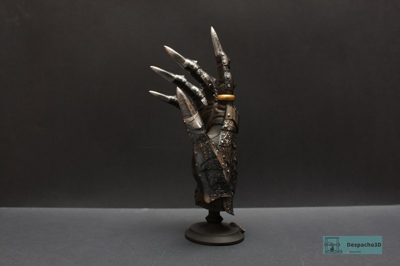 Hand of Sauron Hand of Sauron Gauntlet of Sauron Gauntlet - Etsy