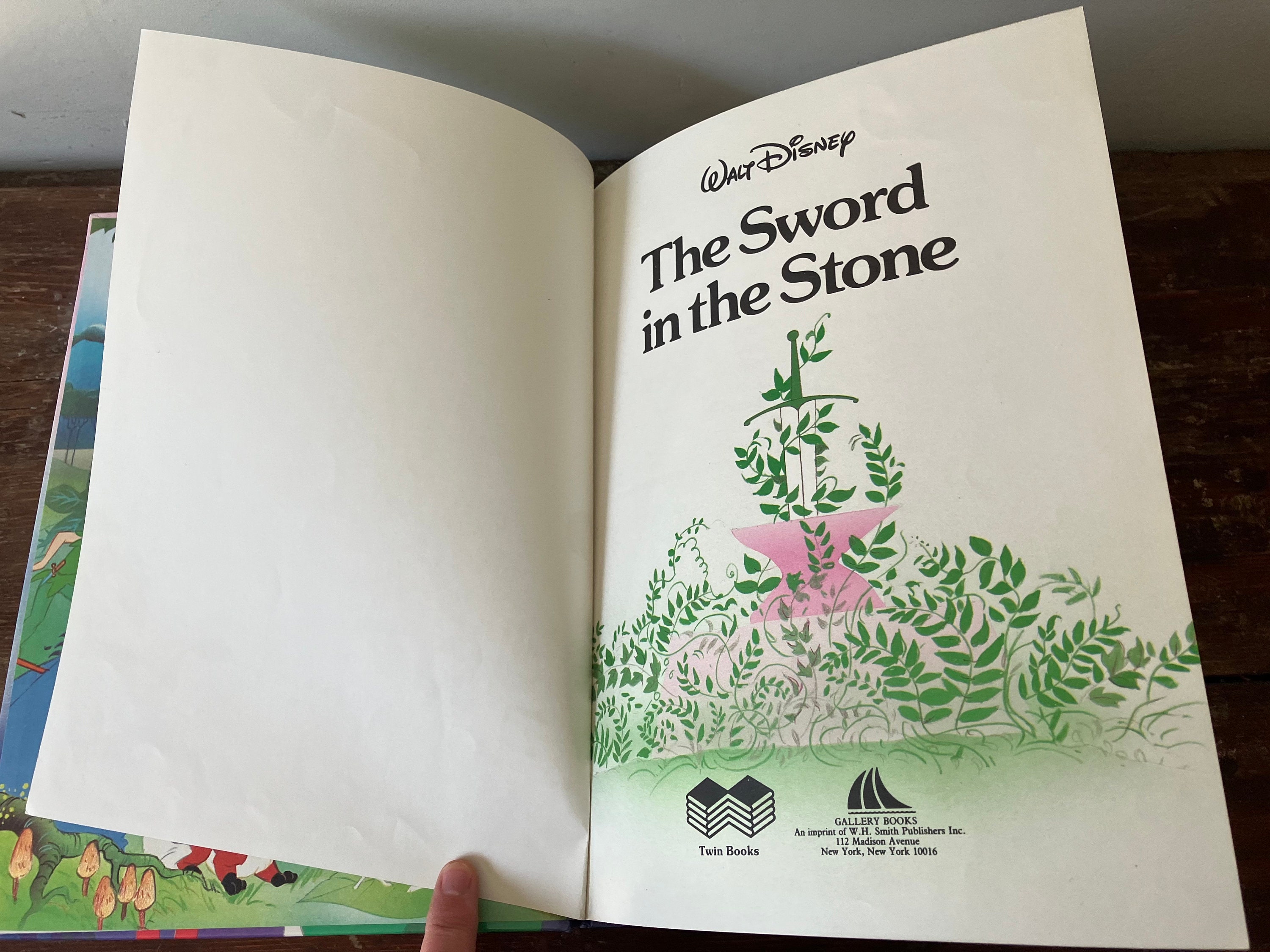 1987 A Sword in the Stone Large Hard Cover Book - Etsy