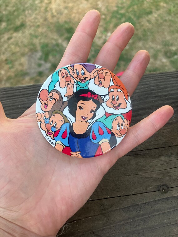 A vintage-Snow White Button-Seven Dwarfs-Disney Princ… - Gem