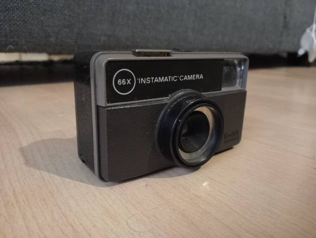 Kodak Instamatic 66x - Vintage Analog Camera - Classic Camera - 1970s ...