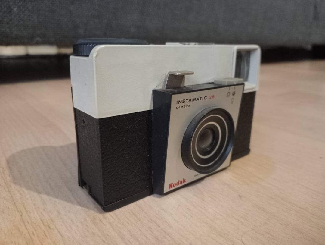 Kodak Instamatic 25 - Vintage Analog Camera - Classic Camera - 1970s ...