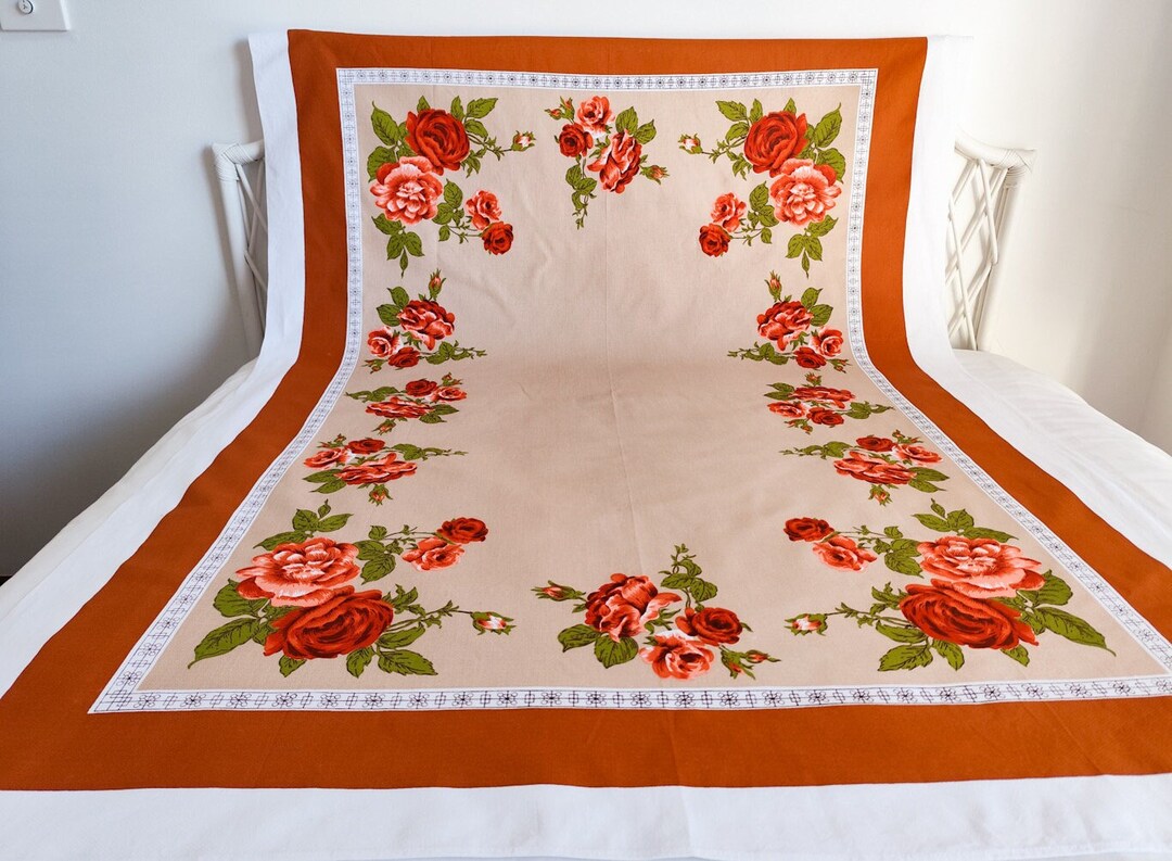 Vintage Red Rose Floral Tablecloth. Red, Pink & Green Florals on Tan ...