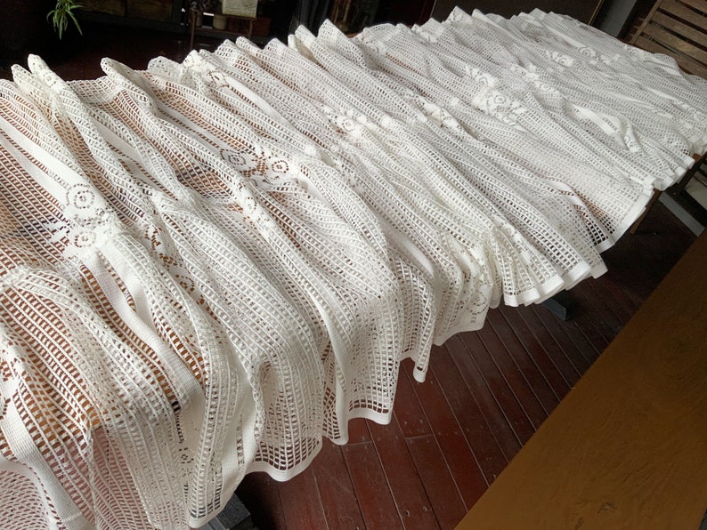 Vintage Lace Cafe Curtain With Ruffle. C.70s-80s. Warm White Lattice ...