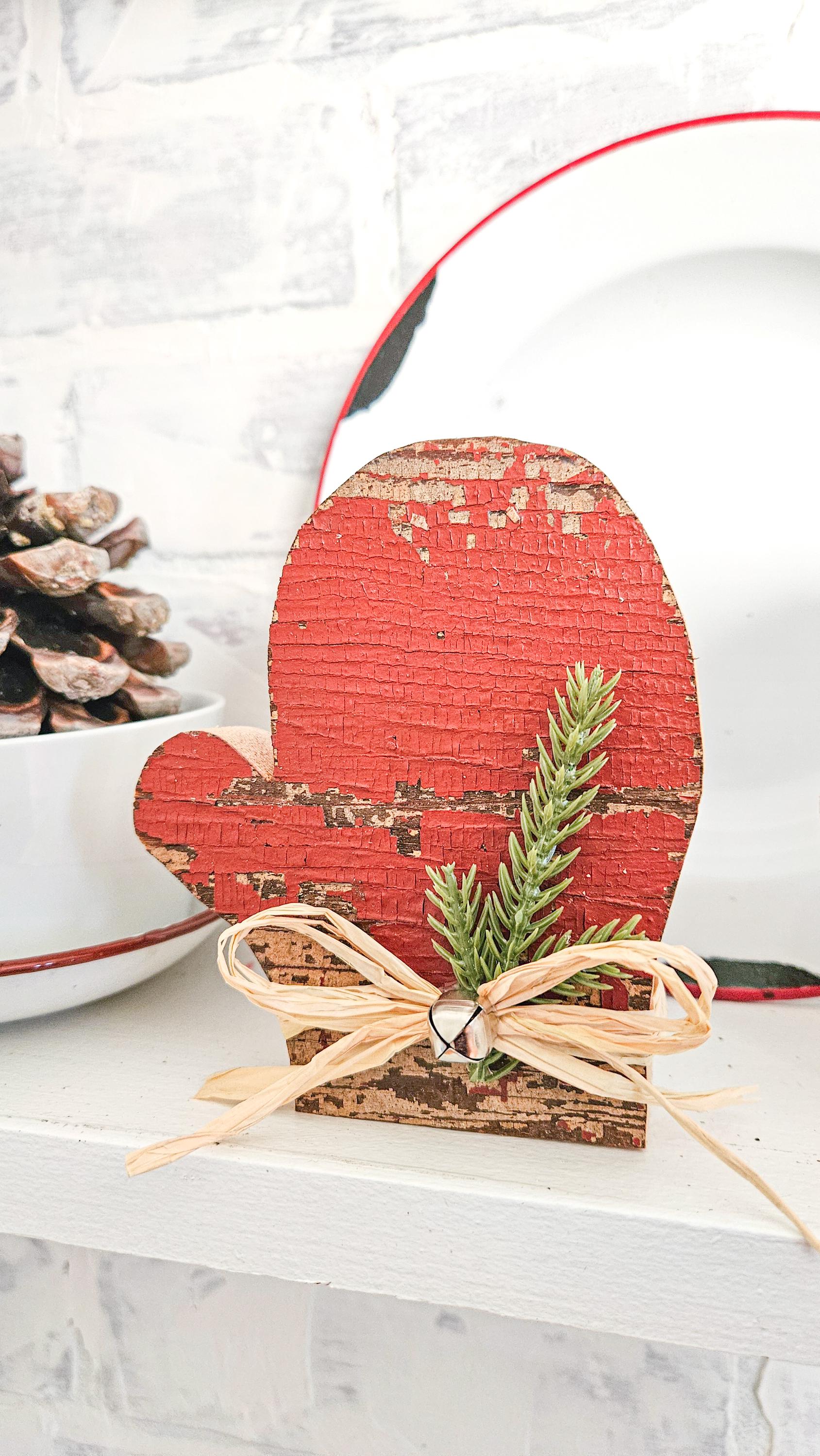 Chippy Reclaimed Wood Mitten: Rustic Winter or Christmas Decor - Etsy