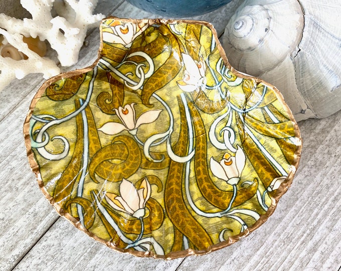 Scallop Shell Ring Dish, Floral Decoupage Scallop, Trinket Dish, Art ...