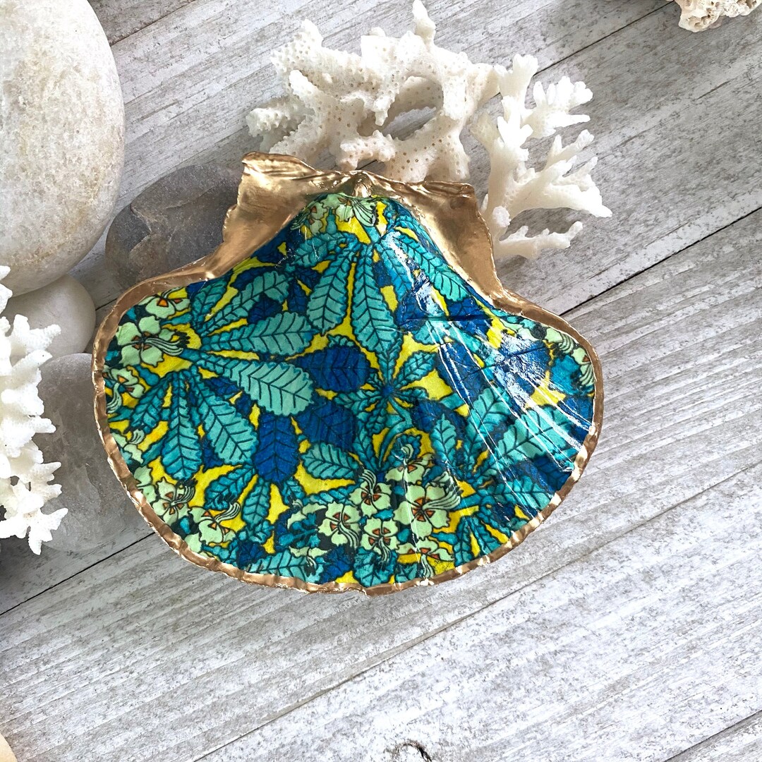 Scallop Shell, Decoupage Scallop, Floral Art Nouveau, Sea Shell Dish ...