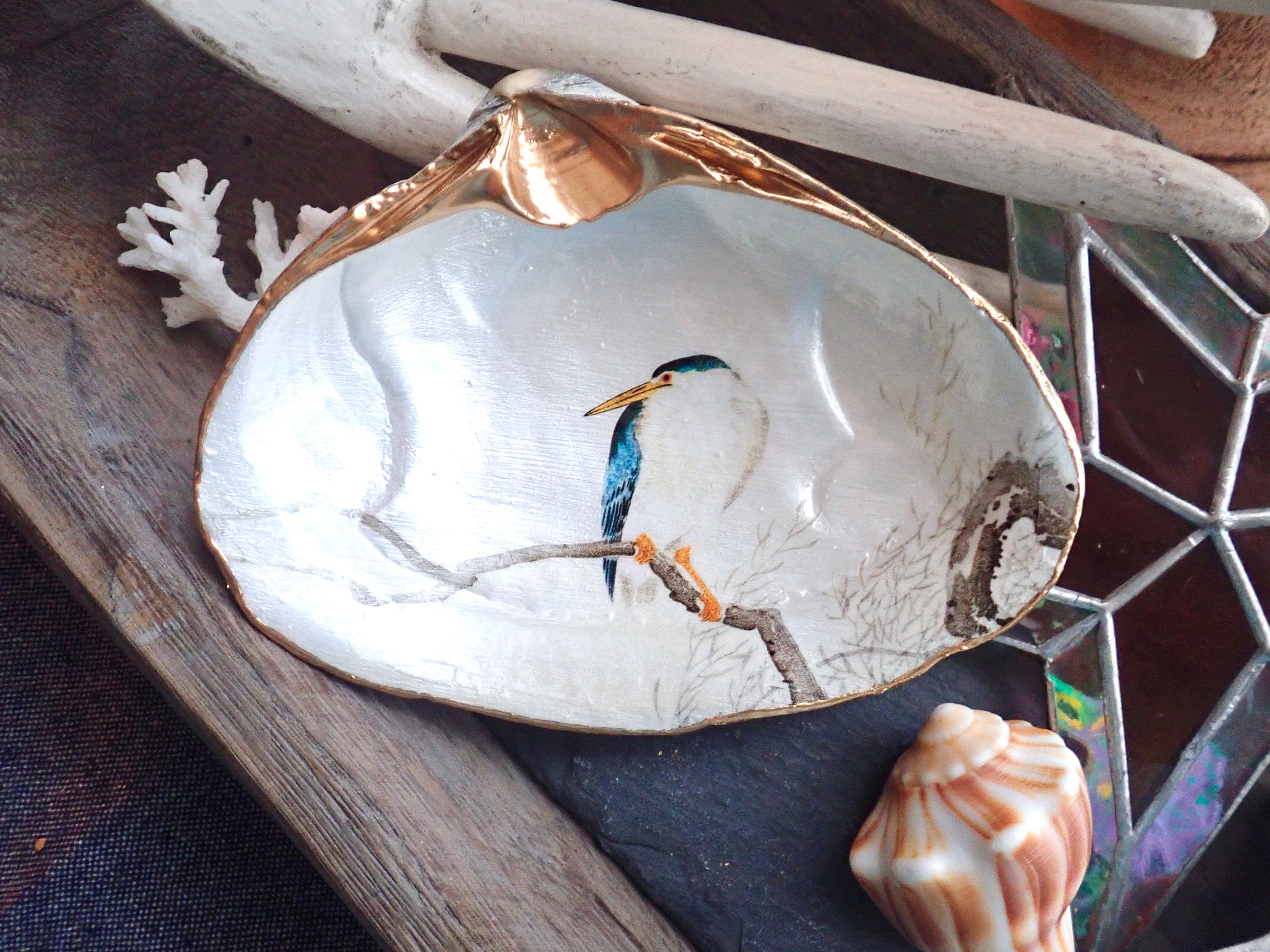 Decoupage Clam Shell, Bird Decor, Shorebirds Art, Night Heron, Ring ...