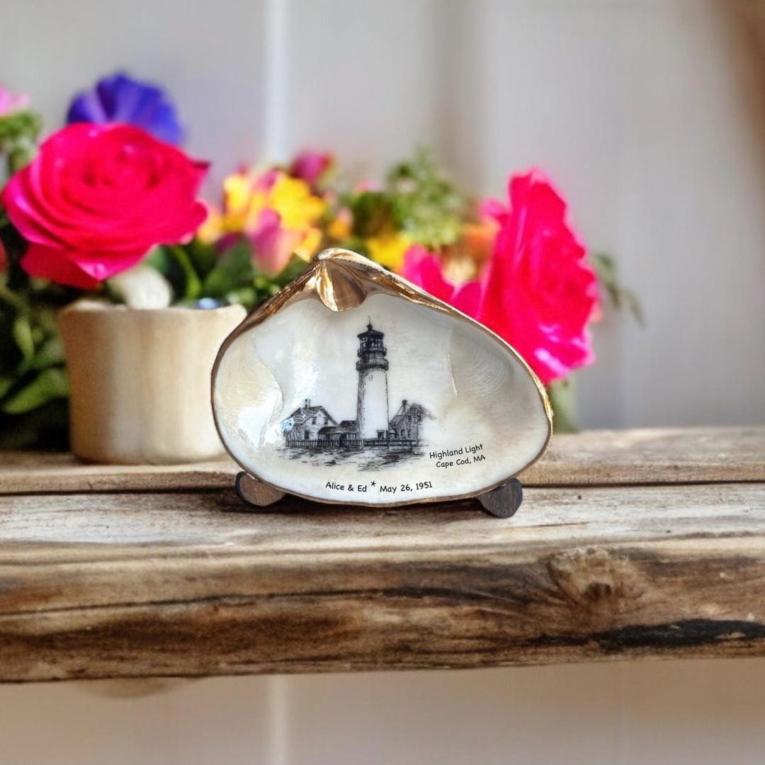 Harbor Light Cape Cod, Personalized Lighthouse Clam Shell, Ring Trinket ...