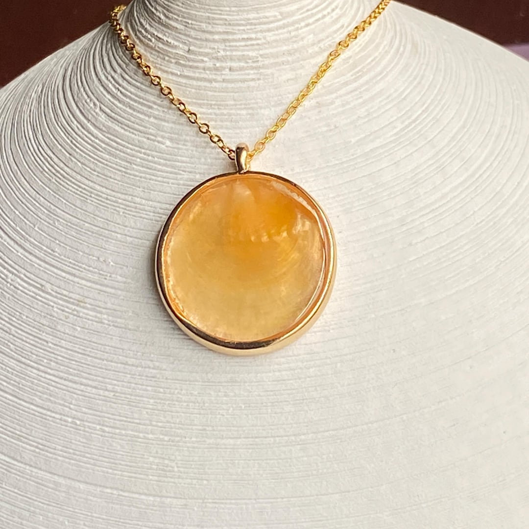 Capiz Shell Pendant Necklace, Jingle Shell Resin Necklace, Capiz ...