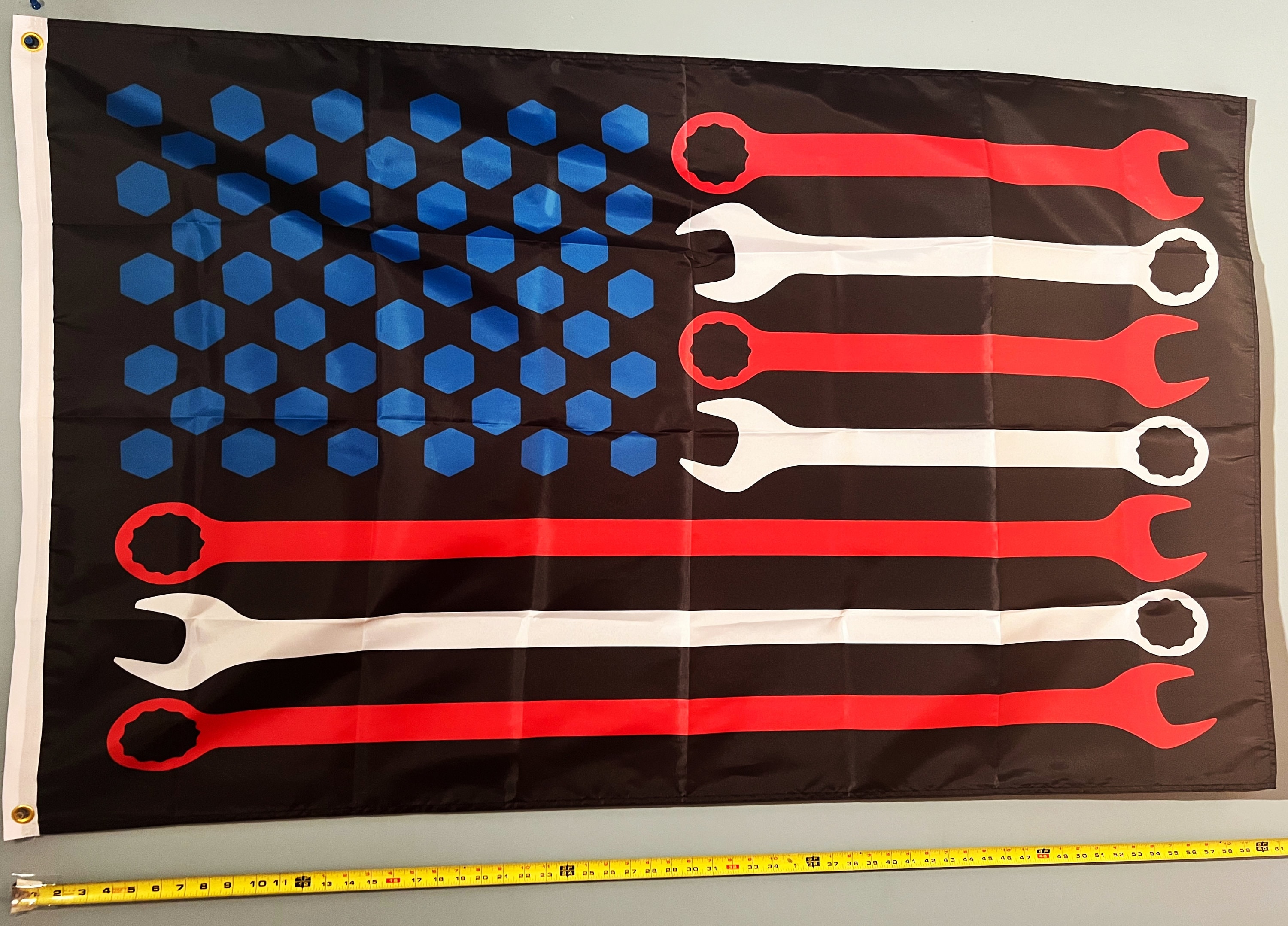 Beer Flag FREE SHIPPING Nut Bolt Flag Bullets Support Police Drunk Cool ...