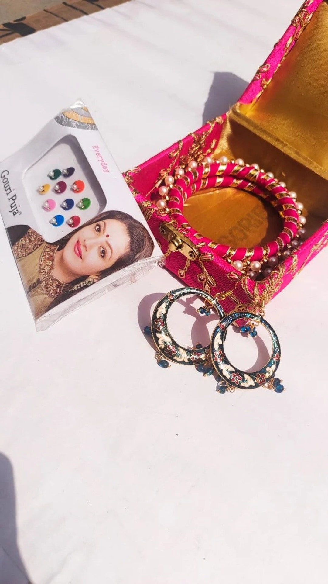 Indian Décor Box With Bangle, Bindi and Earrings Diwali Gift, Indian ...