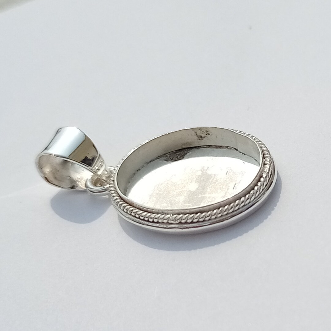 925 Sterling Silver Oval Shape Pendant Bezel Blank With Round Wire and ...
