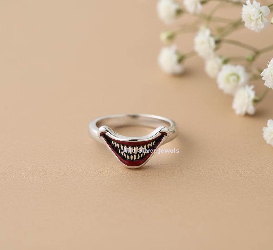Dancing Clown Smile Silver Ring, Horror Inspired Statement Ring, Creepy ...