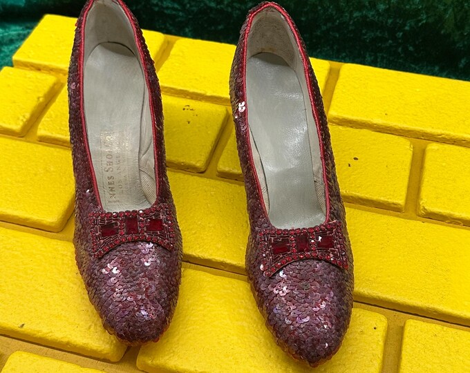 Wizard of Oz Replica Aged Ruby Slippers - Etsy