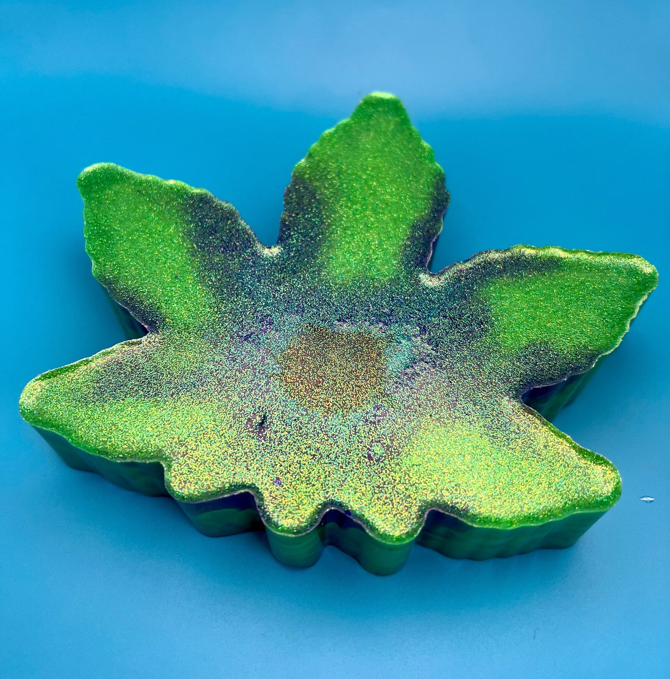 Marijuana Leaf 420 Rainbow Resin Glow in the Dark Ash Tray - Etsy