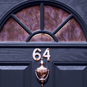 IN THE NAVY - Dixie Belle Chalk Mineral Paint - Dark Navy Blue ...