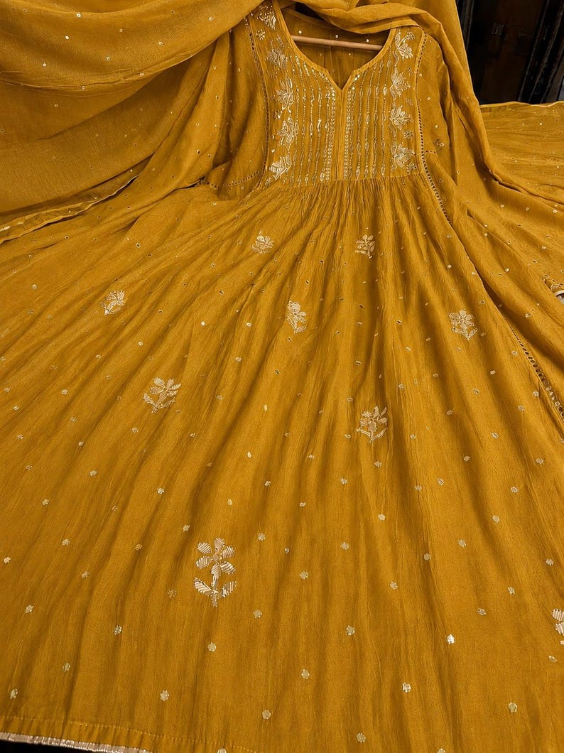 Lucknowi Kali Wala Suit With Mukaish Embroidery Design Suits Ethnic ...