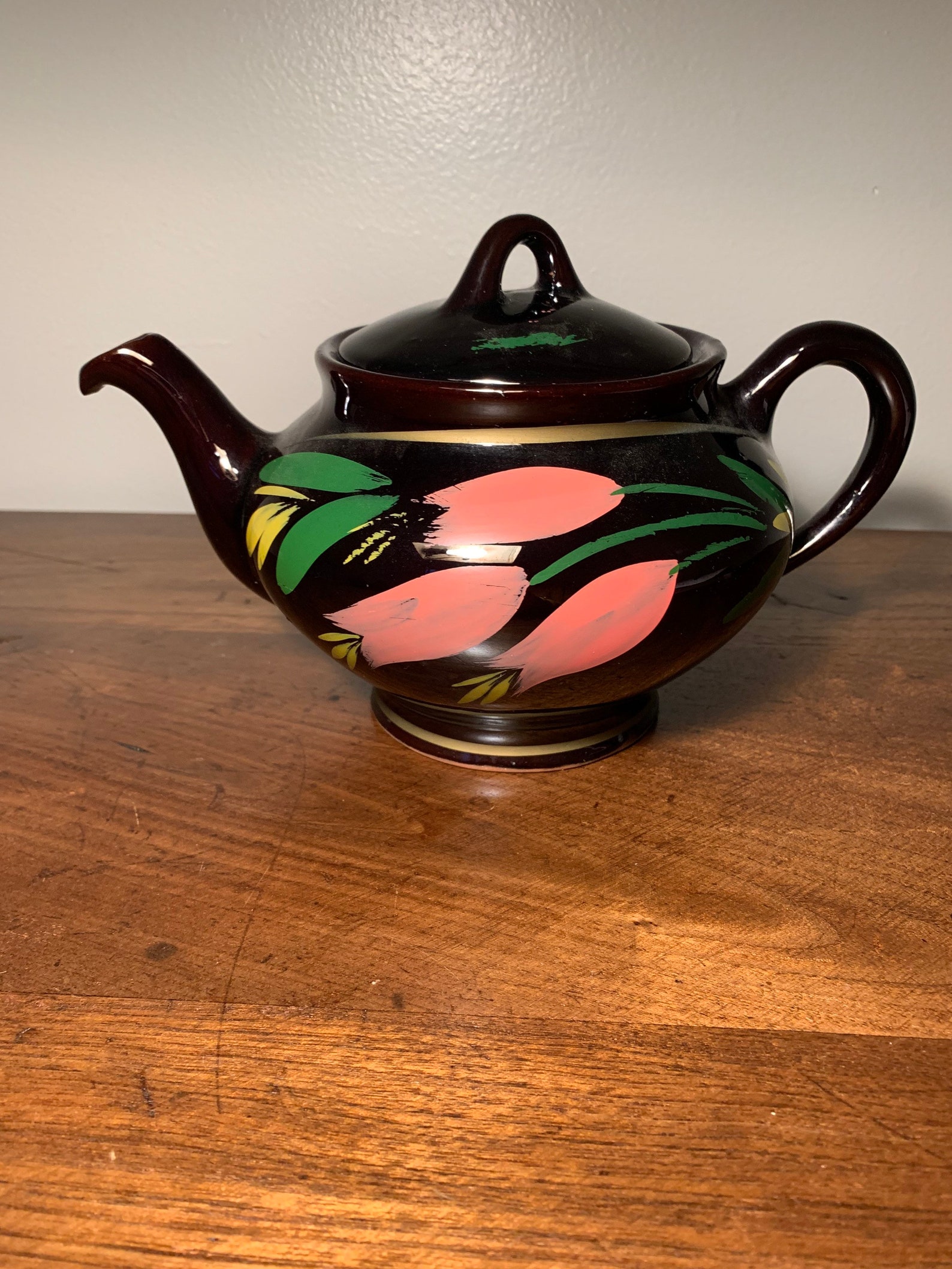 Vintage 1940s Royal Canadian Art Pottery teapot | Etsy