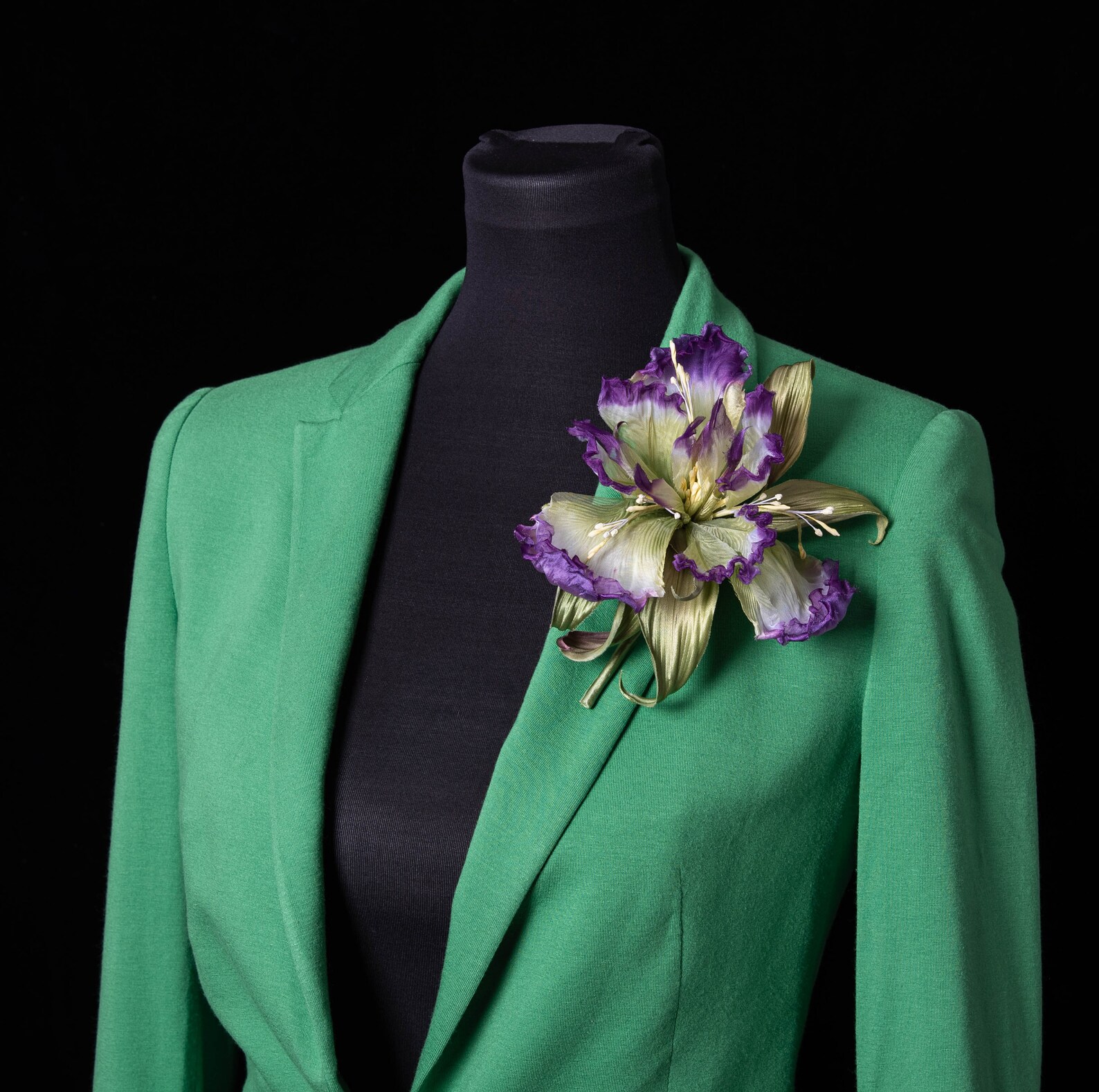 Iris Brooch • Purple Flower Pin • Silk Flower Brooch • Iris Pin - Etsy
