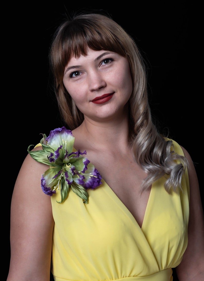 Iris Brooch • Purple Flower Pin • Silk Flower Brooch • Iris Pin - Etsy