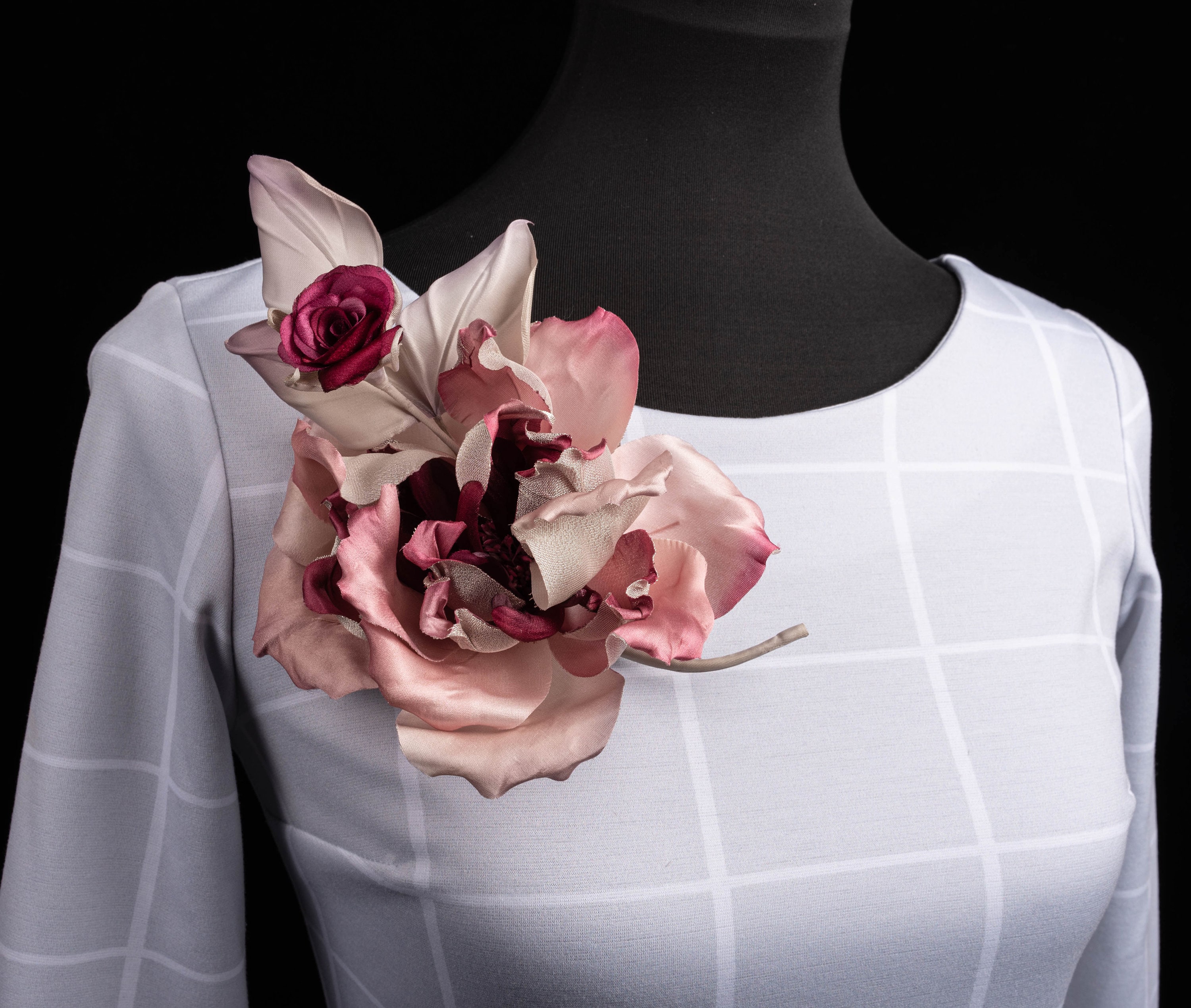 Silk Rose Brooch • Fabric Brooch • Silk Flower Pin – in 3 Variations - Etsy