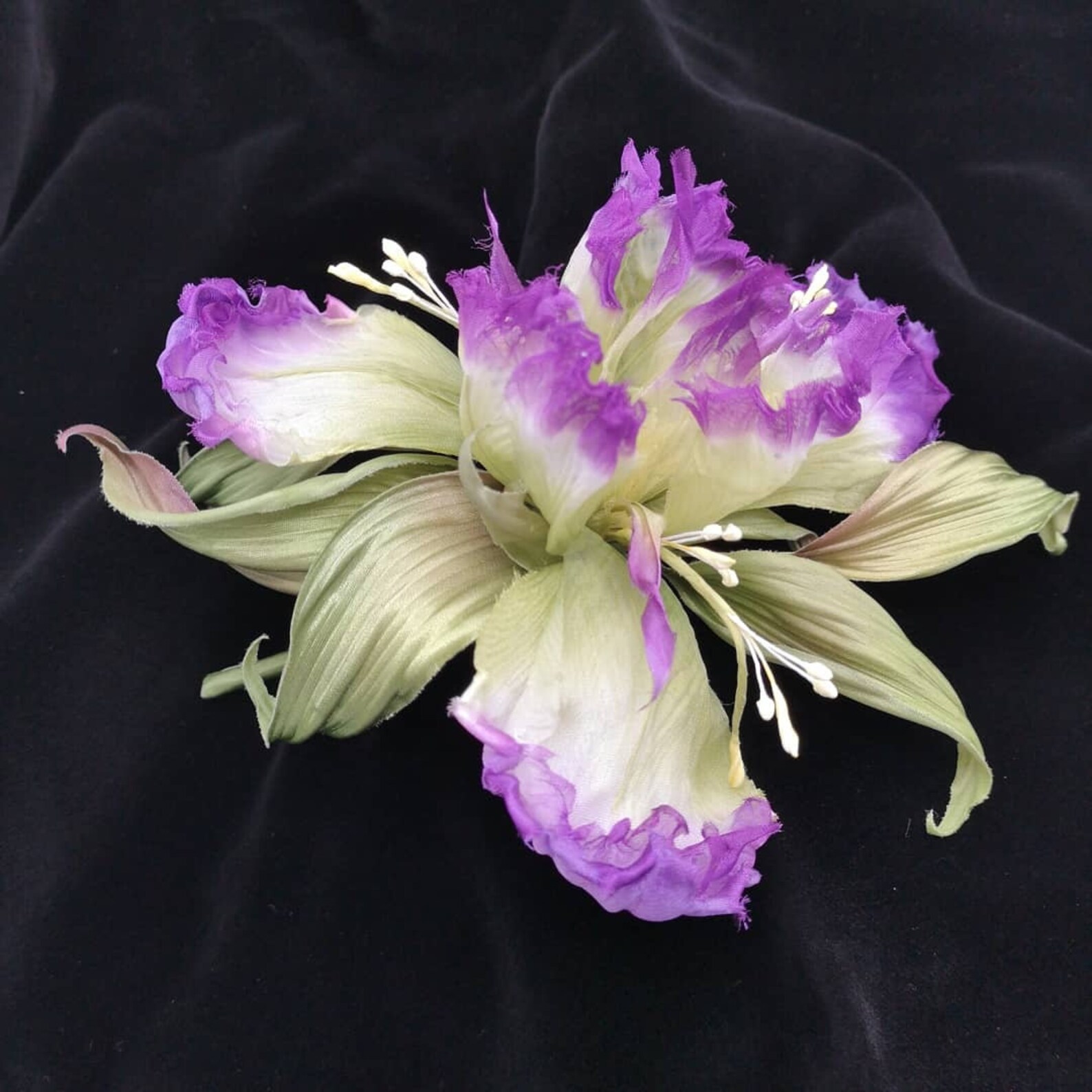 Iris Brooch • Purple Flower Pin • Silk Flower Brooch • Iris Pin - Etsy