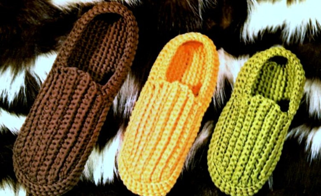 RETIREMENT SALE *** Vintage Crochet Pattern Family Slippers Mens Womens ...