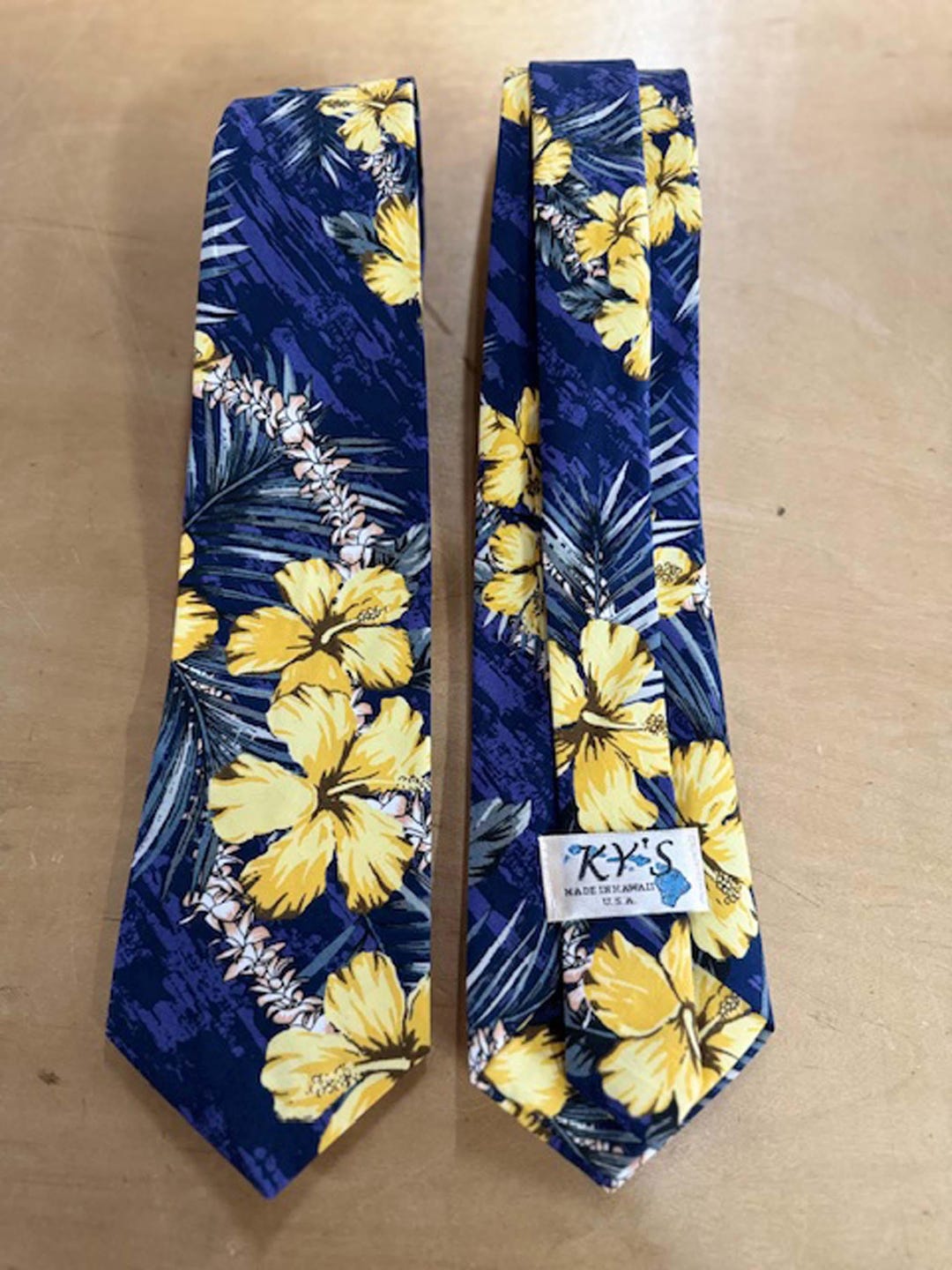 Hawaiian Hibiscus Necktie: Handmade Cotton Aloha Tie, Tropical Island ...