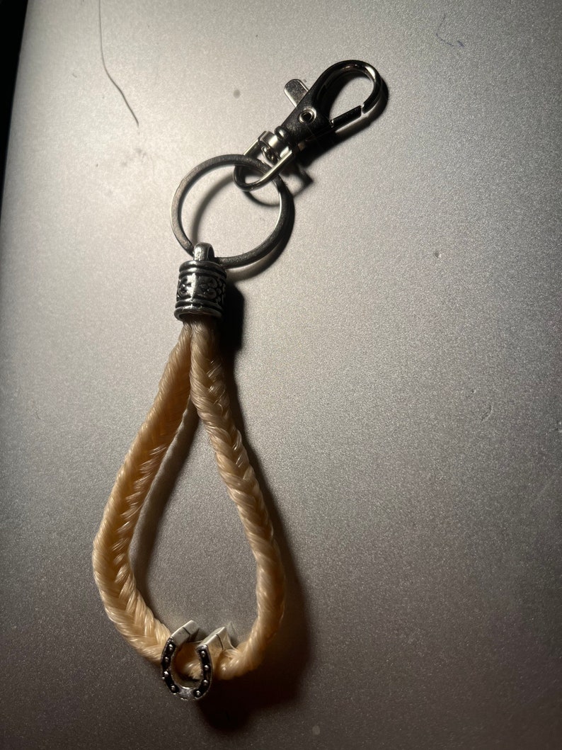 STOCK Fishtail Braided Horse Hair Loop Keychain - Etsy