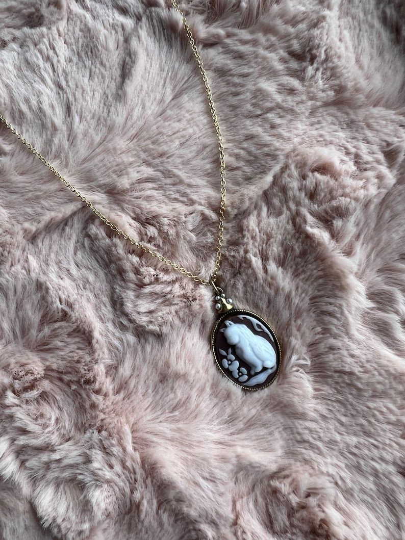 Cat Cameo Gold Necklace - Etsy