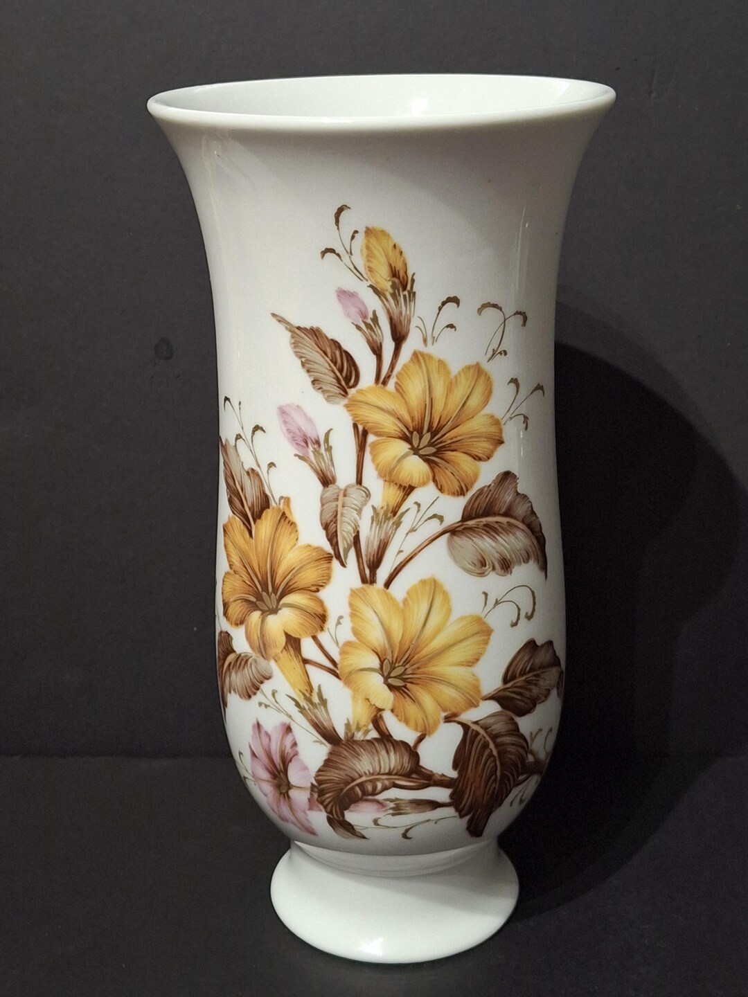 Kaiser, 8 1/4 Inch Porcelain Vase Hand Painted Signed by K. Nossek ...