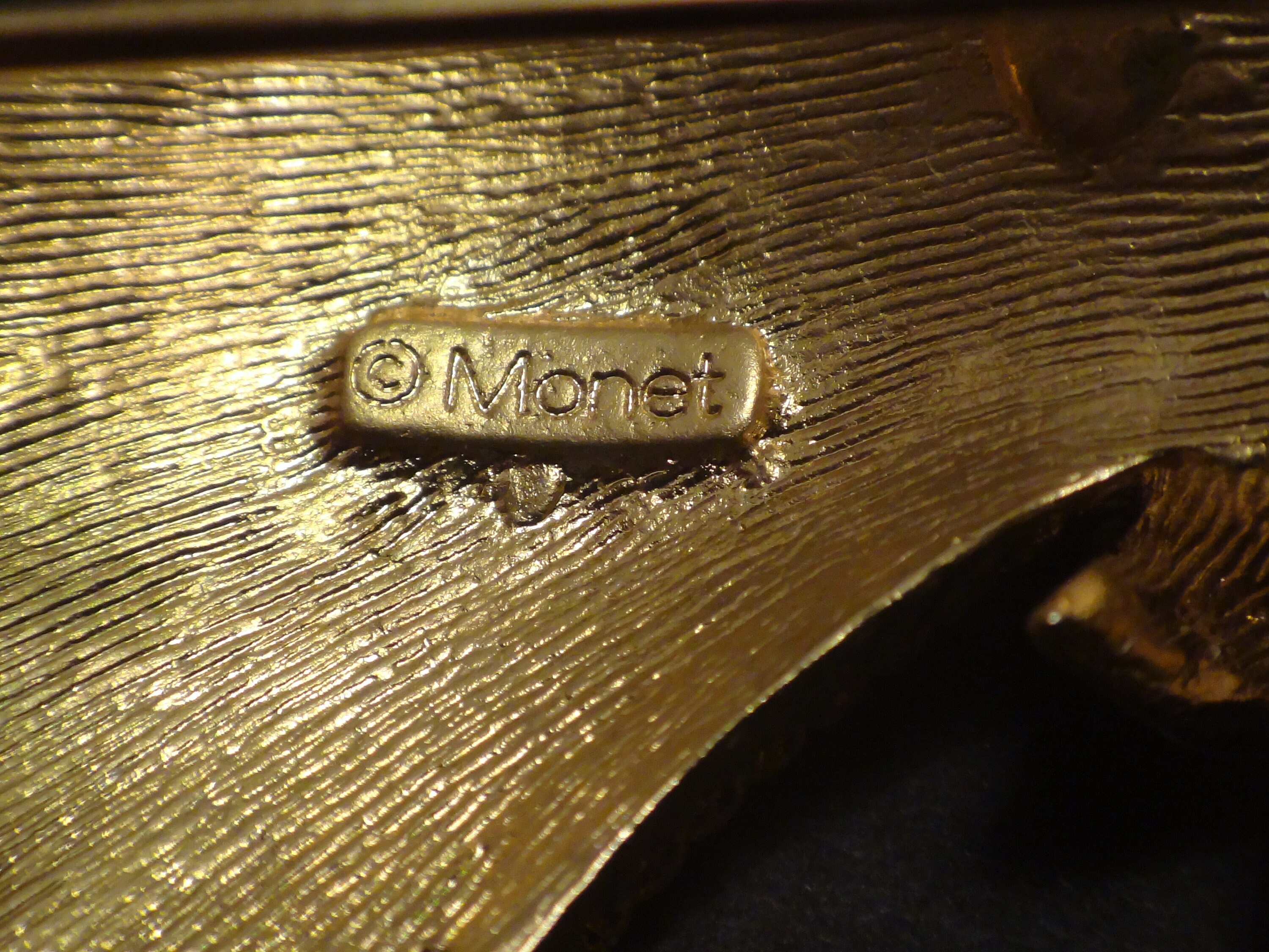 Monet Vintage Brooch Signed. - Etsy