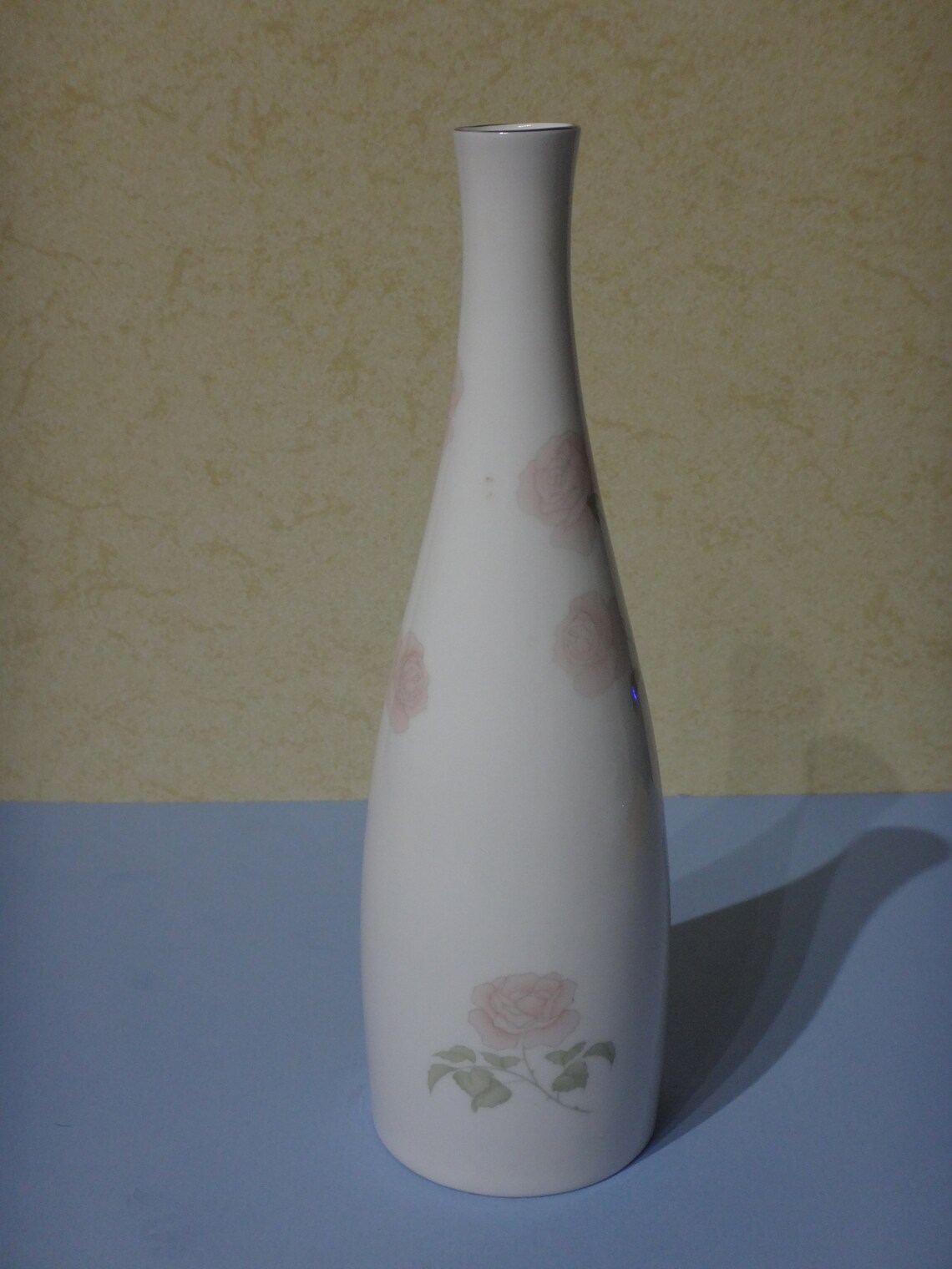 Vintage Royal Doulton Impressions Willow Wood Vase by Gerald Gulotta ...