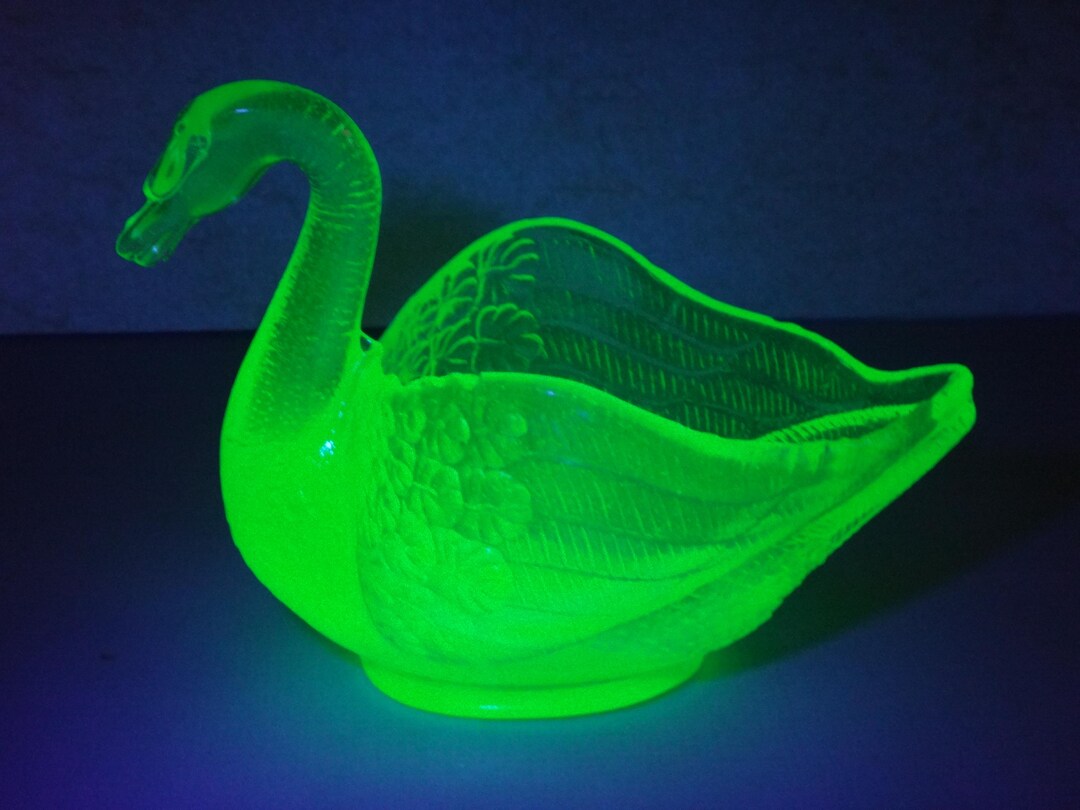 Uranium Glass Green Swan Dish, Cambridge Vaseline, Trinket Dish. - Etsy