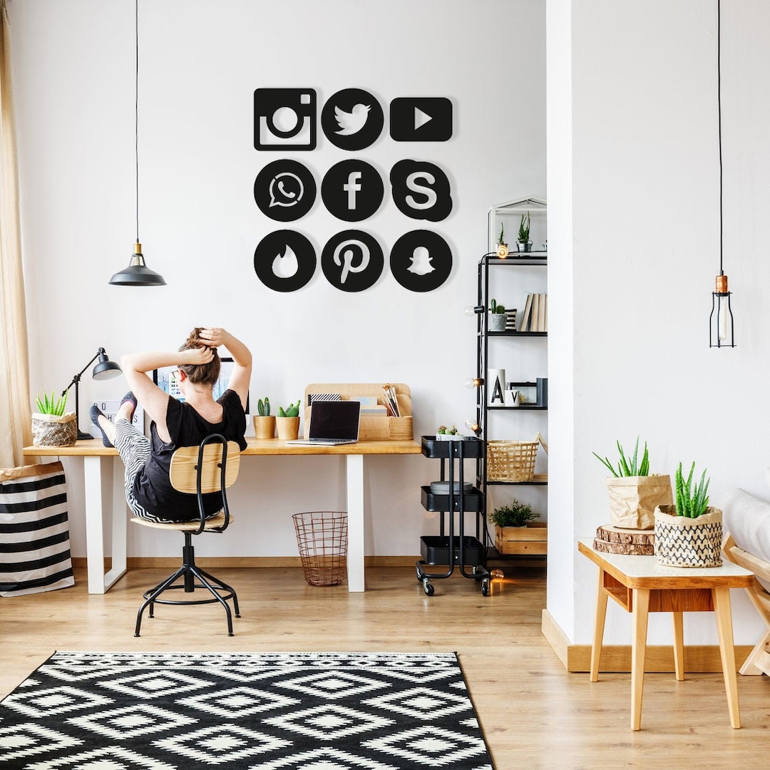 Social Media Wood Wall Art Signs, Decor Hangings of Instagram, Twitter ...