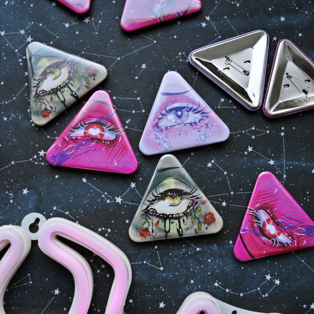 Eye Triangle Button Triangle Pin Yandere Eye Star Tear Disease Hanahaki ...