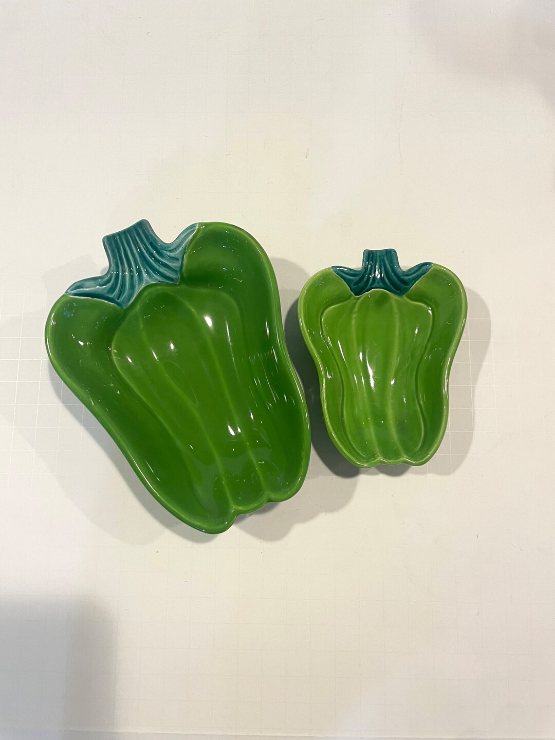Set of Vintage Ceramic Green Pepper Dishes - Etsy