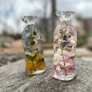Made to Order Flower/resin Bag Decor Real Flowers Preserved in Resin ...