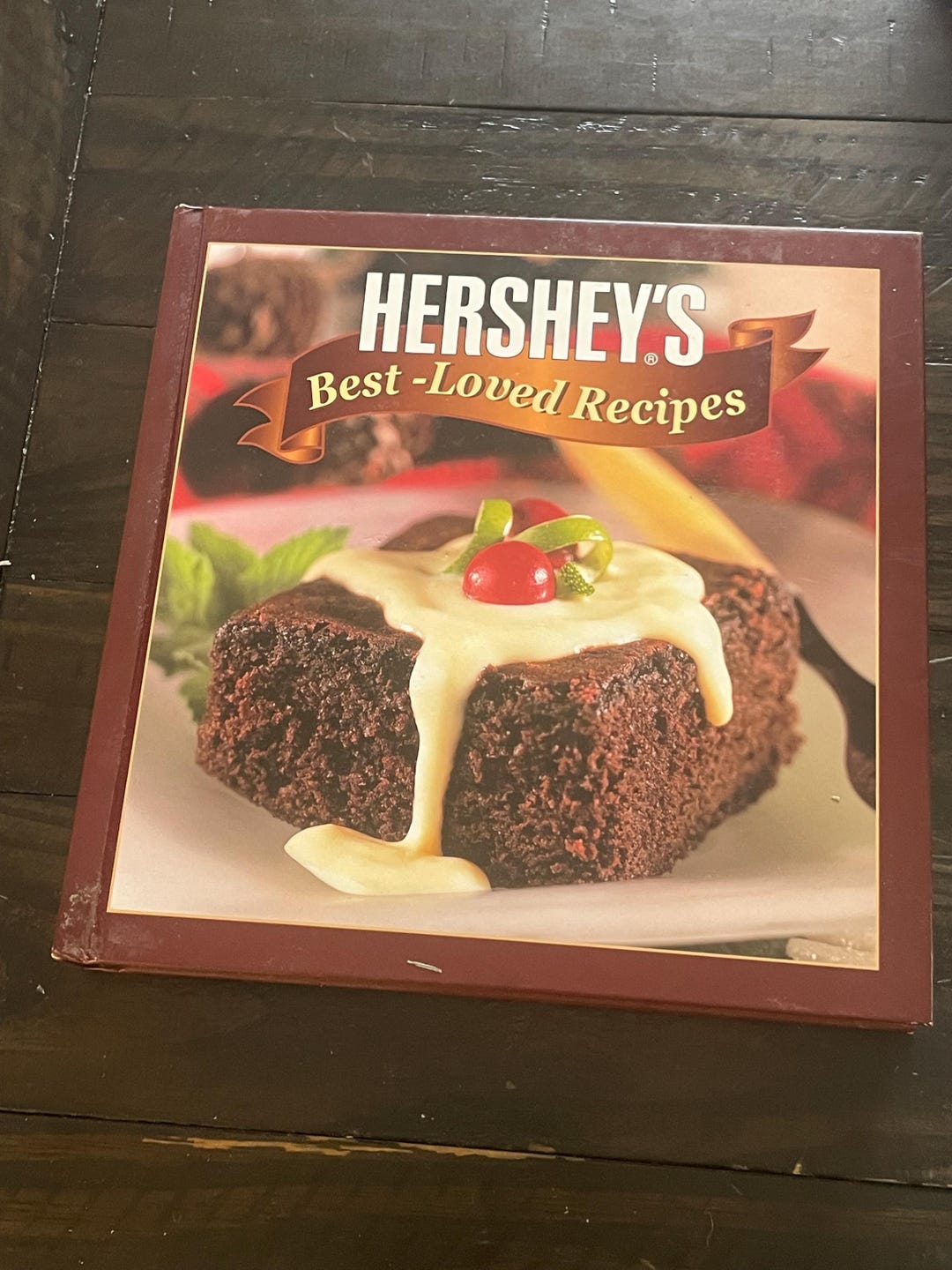 Hershey's Best Loved Recipes, Favorite Brand Name Recipes, Chocolate ...